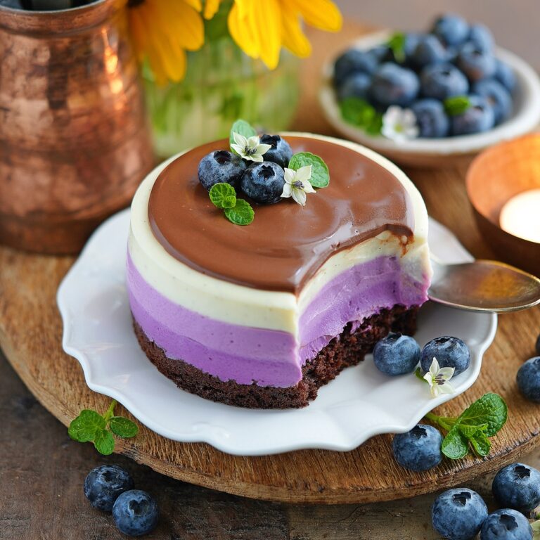 Ombre Blueberry Cheesecake ... fresh & exciting - Passionate About Baking